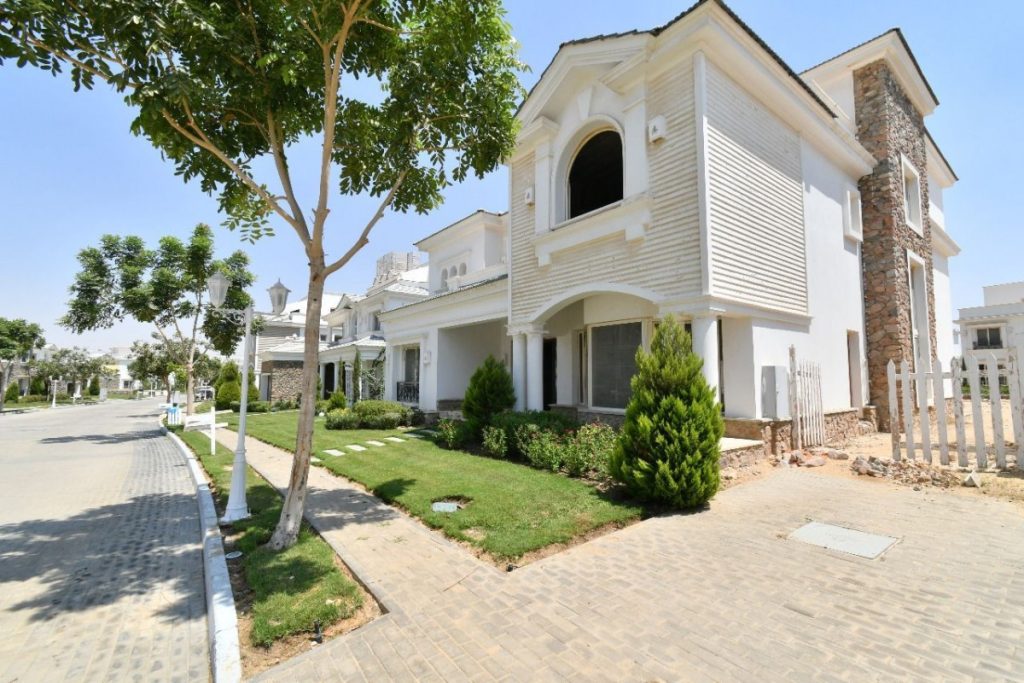 Mountain View 2 Compound, New Cairo, Egypt: Premier Living in an ...