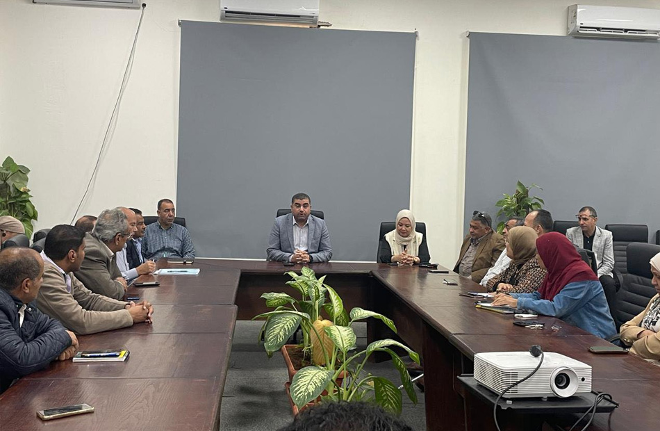 Ahmed Abdel Razek Meets New Administrative Capital Authority Staff ...